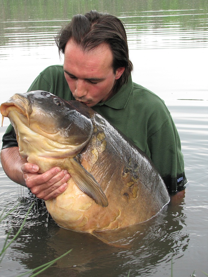 Dé karperbeurs komt er aan: Carp Zwolle 2015 – KWO