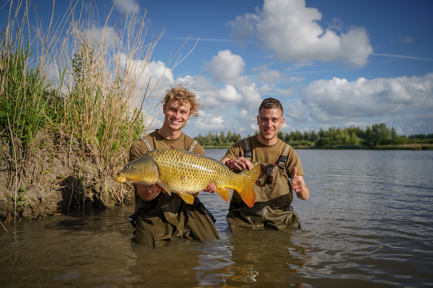 Karpervissen op groot water: de zoektocht naar vrijheid! - KWO